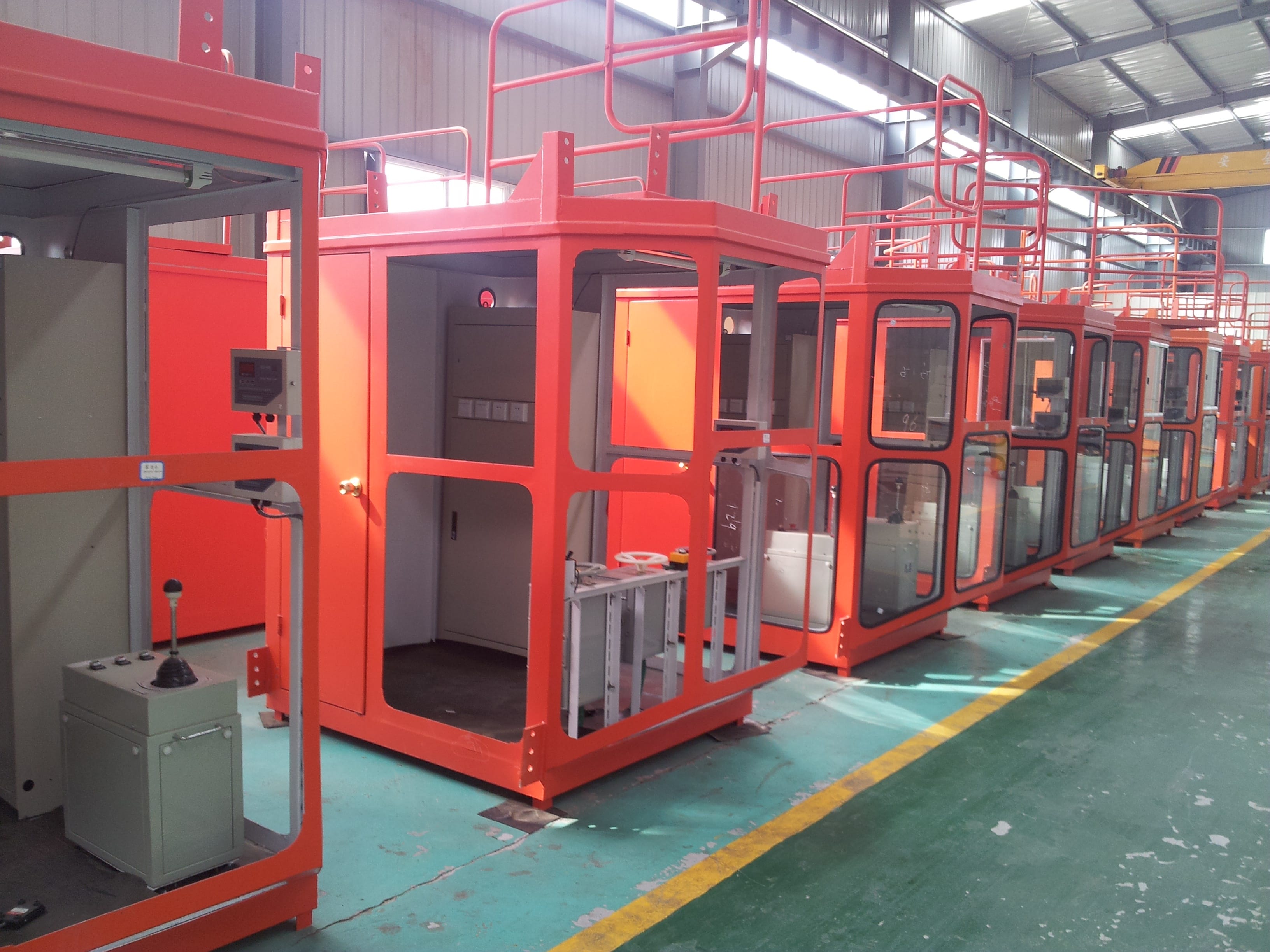 Crane Operational Cabin Manufacturer - Weihua Crane