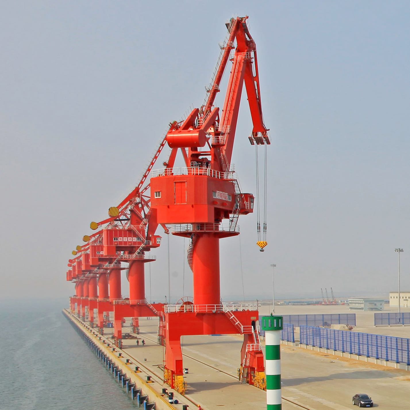 Portal Slewing Crane Manufacturer - WHCRANE